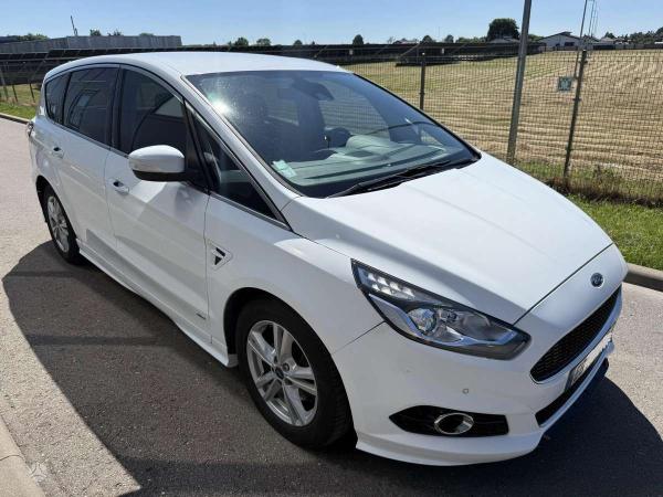 White Ford S-Max 2016 in Silute, with an engine capacity of 2.00 L and mileage of 231 thousand km for 7900 €, photo 2 on AUTOMOTO.COM.LV