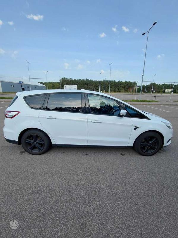 White Ford S-Max 2016 in Vilnius, with an engine capacity of 2.00 L and mileage of 320 thousand km for 6700 €, photo 4 on AUTOMOTO.COM.LV