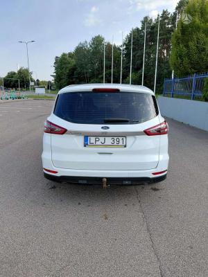 White Ford S-Max 2016 in Vilnius, with an engine capacity of 2.00 L and mileage of 320 thousand km for 6700 €, photo 7 on AUTOMOTO.COM.LV