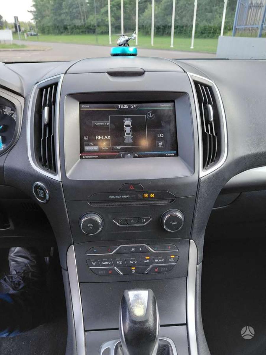 White Ford S-Max 2016 in Vilnius, with an engine capacity of 2.00 L and mileage of 320 thousand km for 6700 €, photo 13 on AUTOMOTO.COM.LV