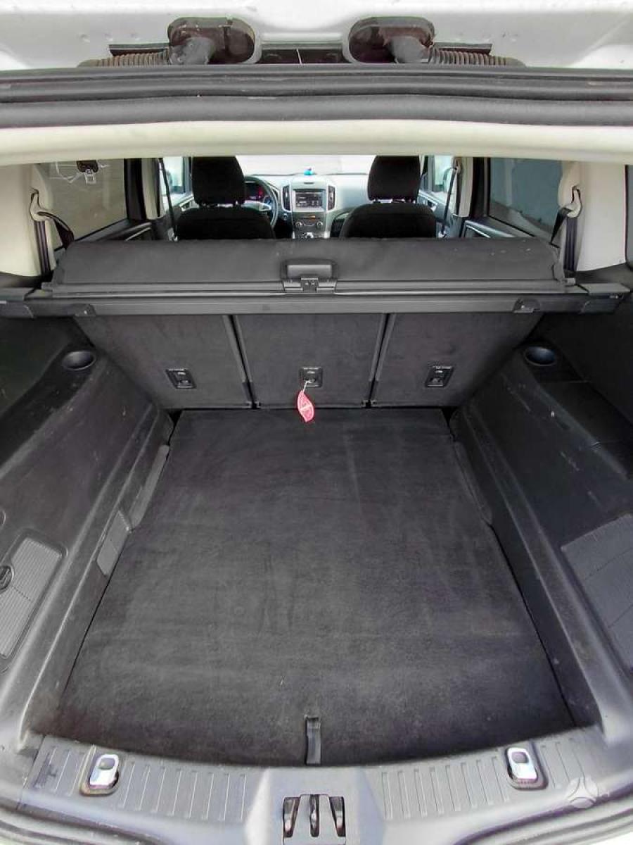White Ford S-Max 2016 in Vilnius, with an engine capacity of 2.00 L and mileage of 320 thousand km for 6700 €, photo 16 on AUTOMOTO.COM.LV