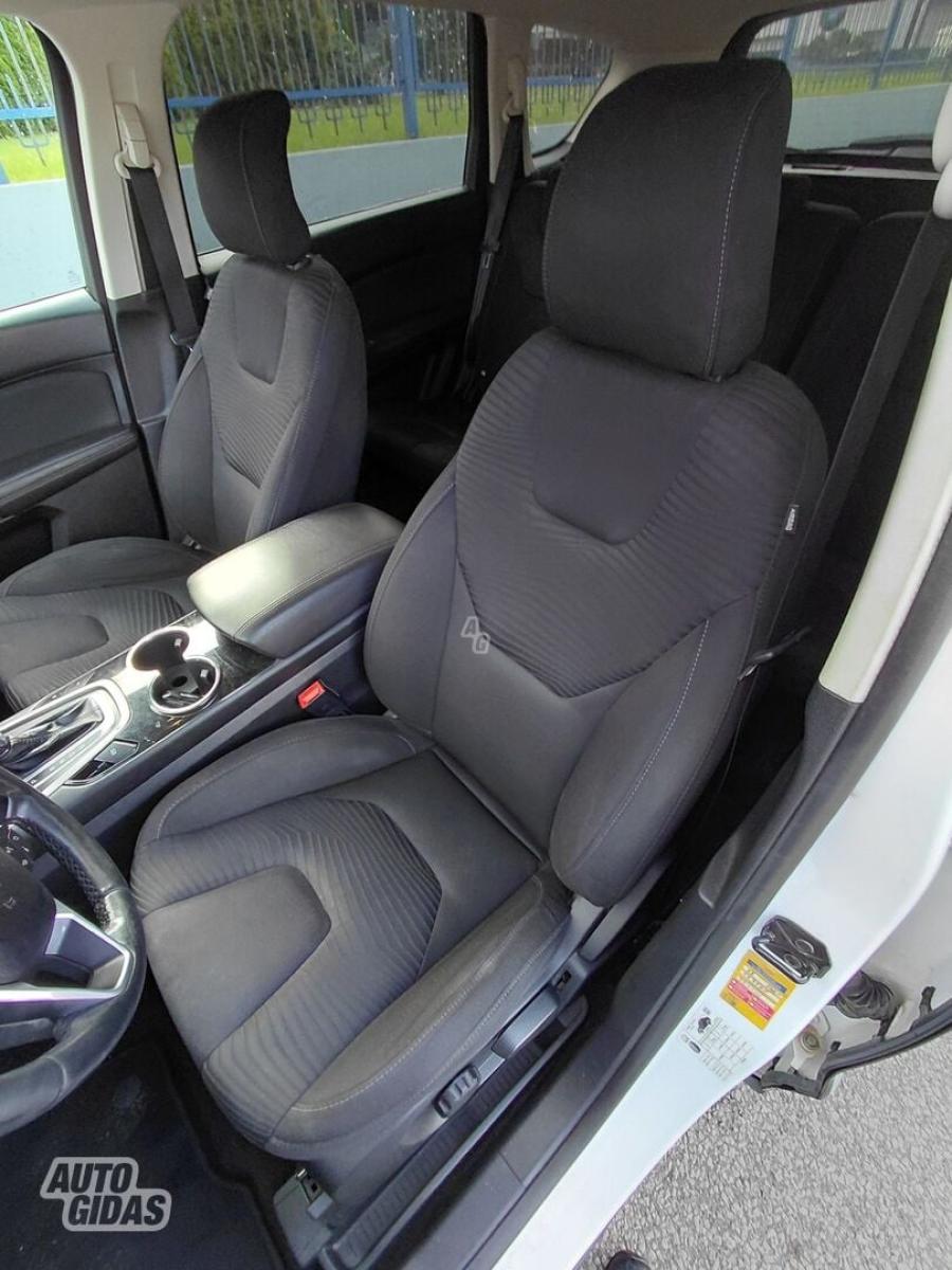 Balts Ford S-Max 2016 Viļņa, ar dzinēja tilpumu 2.00 L un nobraukumu 320 tūkst. km par 6700 €, foto 14 vietnē AUTOMOTO.COM.LV