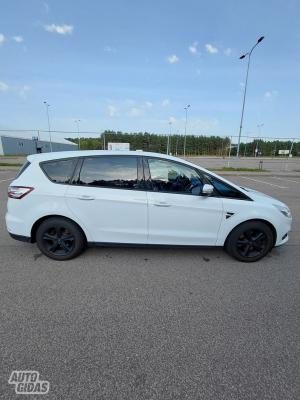 White Ford S-Max 2016 in Vilnius, with an engine capacity of 2.00 L and mileage of 320 thousand km for 6700 €, photo 3 on AUTOMOTO.COM.LV