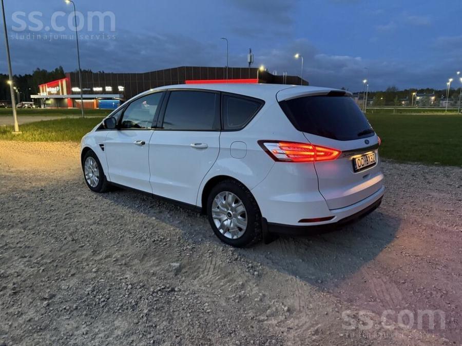 Balts Ford S-Max 2016 Rīga, ar dzinēja tilpumu 2.00 L un nobraukumu 455 tūkst. km par 2800 €, foto 5 vietnē AUTOMOTO.COM.LV