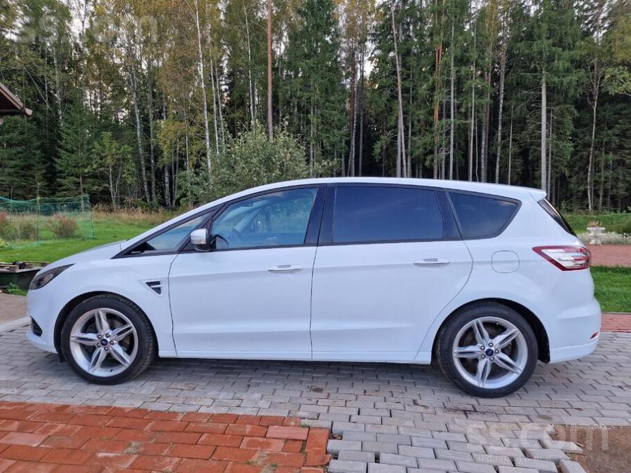 Balts Ford S-Max 2016 Cēsis, ar dzinēja tilpumu 2.00 L un nobraukumu 236 tūkst. km par 8200 €, foto 3 vietnē AUTOMOTO.COM.LV