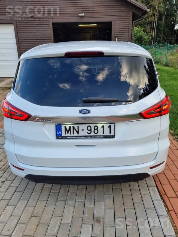 Ford S-Max 2016 Cēsis vietnē Balts Ford S-Max 2016 Cēsis, ar dzinēja tilpumu 2.00 L un nobraukumu 236 tūkst. km par 8200 €, foto 8 vietnē AUTOMOTO.COM.LV
