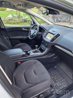 Balts Ford S-Max 2016 Cēsis, ar dzinēja tilpumu 2.00 L un nobraukumu 236 tūkst. km par 8200 €, foto 13 vietnē AUTOMOTO.COM.LV