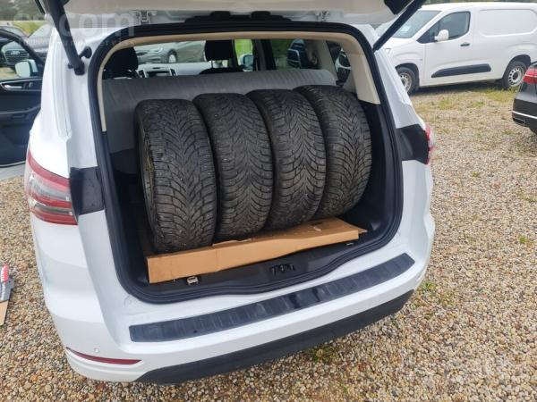 Balts Ford S-Max 2016 Cēsis, ar dzinēja tilpumu 2.00 L un nobraukumu 236 tūkst. km par 8450 €, foto 11 vietnē AUTOMOTO.COM.LV
