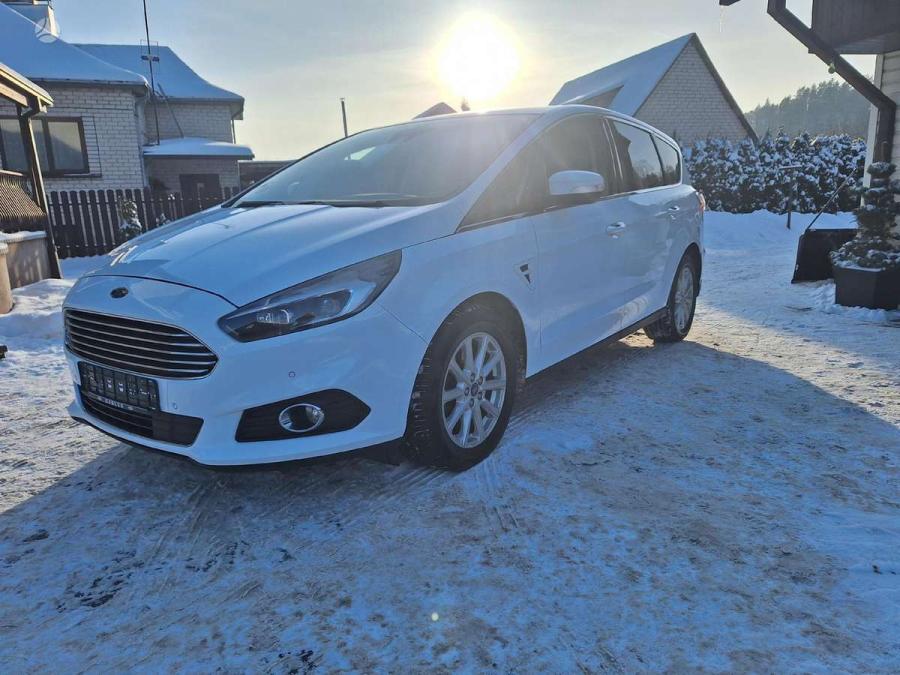 Balts Ford S-Max 2017 Kauņa, ar dzinēja tilpumu 2.00 L un nobraukumu 246 tūkst. km par 10500 €, foto 1 vietnē AUTOMOTO.COM.LV