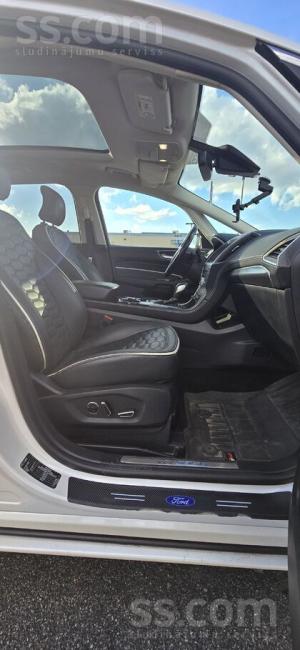 Balts Ford S-Max 2017 Rīga, ar dzinēja tilpumu 2.00 L un nobraukumu 202 tūkst. km par 15500 €, foto 13 vietnē AUTOMOTO.COM.LV
