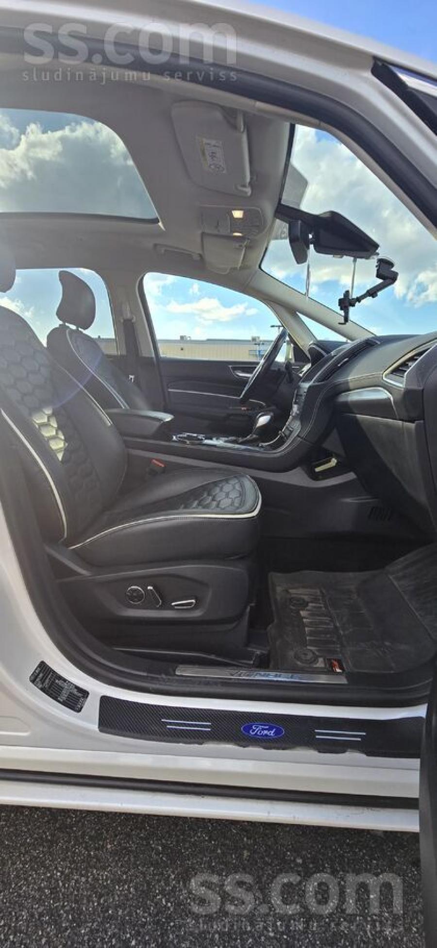 Balts Ford S-Max 2017 Rīga, ar dzinēja tilpumu 2.00 L un nobraukumu 202 tūkst. km par 15500 €, foto 13 vietnē AUTOMOTO.COM.LV