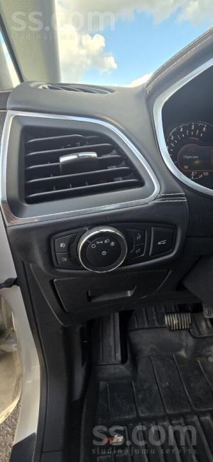 Balts Ford S-Max 2017 Rīga, ar dzinēja tilpumu 2.00 L un nobraukumu 202 tūkst. km par 15500 €, foto 30 vietnē AUTOMOTO.COM.LV