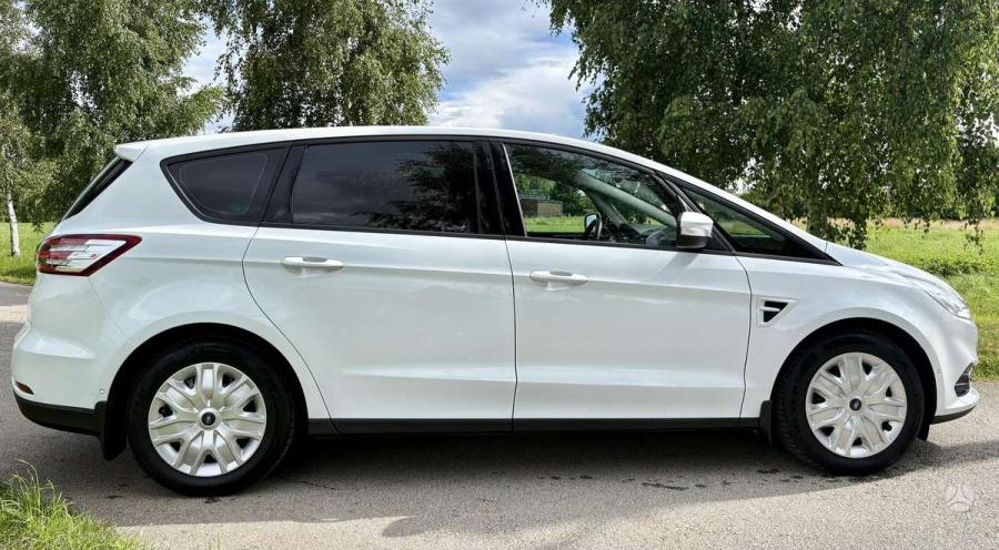 Balts Ford S-Max 2017 Kretinga, ar dzinēja tilpumu 2.00 L un nobraukumu 241 tūkst. km par 7500 €, foto 9 vietnē AUTOMOTO.COM.LV