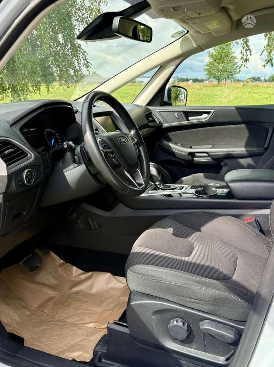 Balts Ford S-Max 2017 Kretinga, ar dzinēja tilpumu 2.00 L un nobraukumu 241 tūkst. km par 7500 €, foto 13 vietnē AUTOMOTO.COM.LV