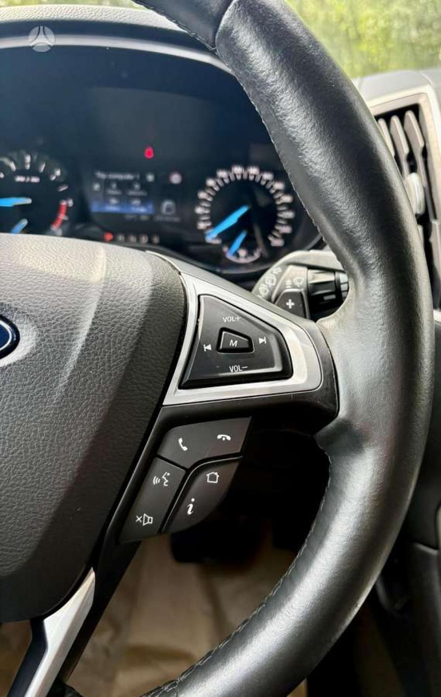 Balts Ford S-Max 2017 Kretinga, ar dzinēja tilpumu 2.00 L un nobraukumu 241 tūkst. km par 7500 €, foto 25 vietnē AUTOMOTO.COM.LV