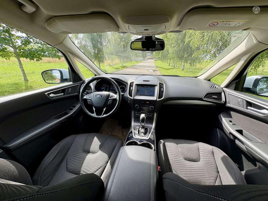 Balts Ford S-Max 2017 Kretinga, ar dzinēja tilpumu 2.00 L un nobraukumu 241 tūkst. km par 7500 €, foto 28 vietnē AUTOMOTO.COM.LV