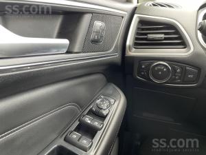 Balts Ford S-Max 2017 Talsi, ar dzinēja tilpumu 2.00 L un nobraukumu 294 tūkst. km par 10990 €, foto 14 vietnē AUTOMOTO.COM.LV