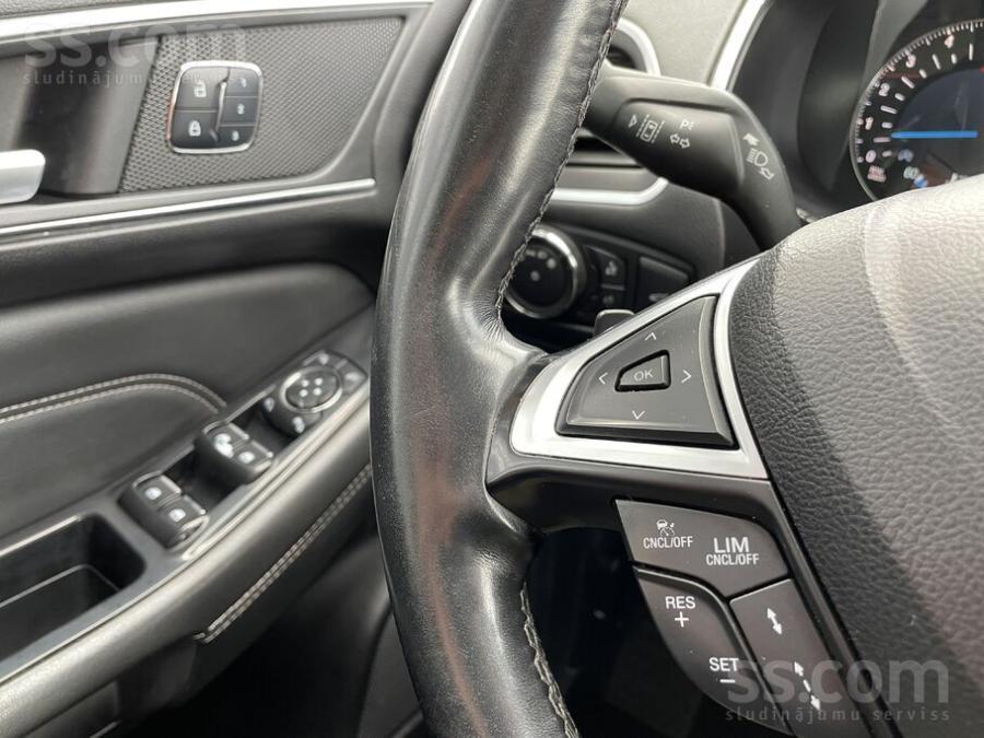 Balts Ford S-Max 2017 Talsi, ar dzinēja tilpumu 2.00 L un nobraukumu 294 tūkst. km par 10990 €, foto 15 vietnē AUTOMOTO.COM.LV