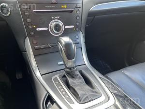 Balts Ford S-Max 2017 Talsi, ar dzinēja tilpumu 2.00 L un nobraukumu 294 tūkst. km par 10990 €, foto 22 vietnē AUTOMOTO.COM.LV