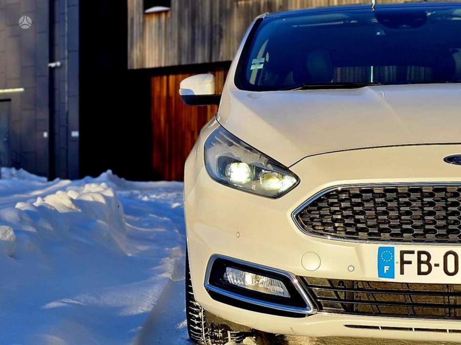 Balts Ford S-Max 2018 Tauragė, ar dzinēja tilpumu 2.00 L un nobraukumu 224 tūkst. km par 9900 €, foto 9 vietnē AUTOMOTO.COM.LV