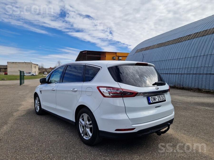 White Ford S-Max 2018 in Valmiera, with an engine capacity of 2.00 L and mileage of 219 thousand km for 7000 €, photo 6 on AUTOMOTO.COM.LV
