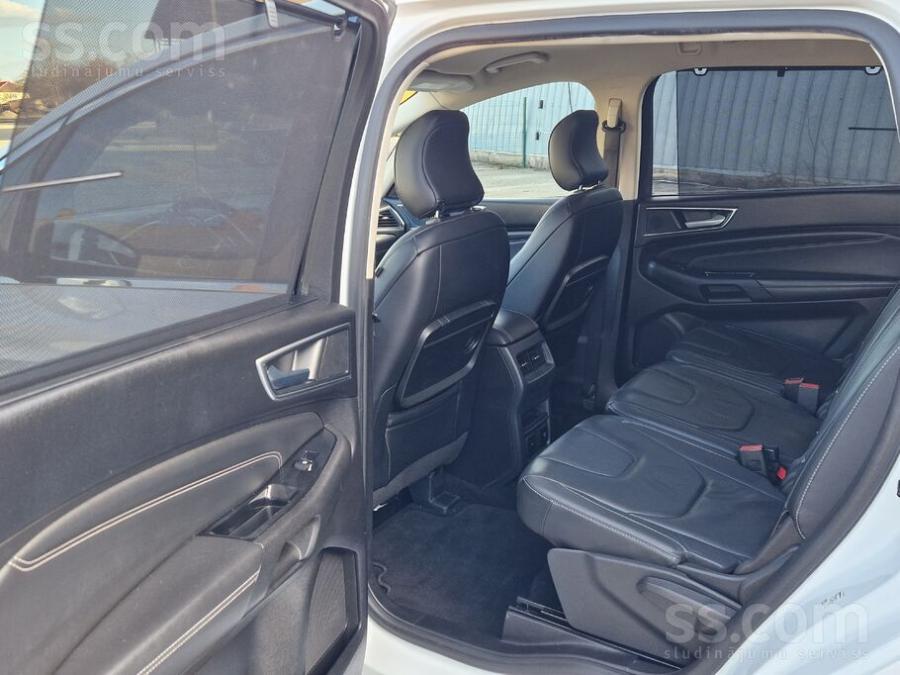White Ford S-Max 2018 in Valmiera, with an engine capacity of 2.00 L and mileage of 219 thousand km for 7000 €, photo 19 on AUTOMOTO.COM.LV
