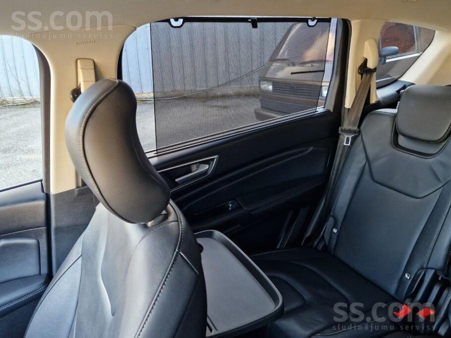 White Ford S-Max 2018 in Valmiera, with an engine capacity of 2.00 L and mileage of 219 thousand km for 7000 €, photo 24 on AUTOMOTO.COM.LV