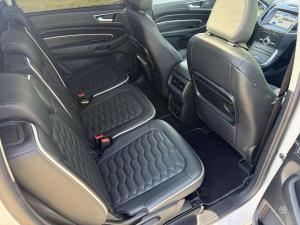 White Ford S-Max 2019 in Taurage, with an engine capacity of 2.00 L and mileage of 200 thousand km for 10500 €, photo 16 on AUTOMOTO.COM.LV