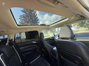 White Ford S-Max 2019 in Taurage, with an engine capacity of 2.00 L and mileage of 200 thousand km for 10500 €, photo 18 on AUTOMOTO.COM.LV