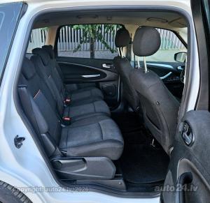 White Ford S-Max 2009 in Tallinn, with an engine capacity of 2.00 L and mileage of 270 thousand km for 1490 €, photo 11 on AUTOMOTO.COM.LV