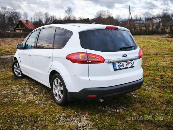 Balts Ford S-Max 2012 Tiri, ar dzinēja tilpumu 2.00 L un nobraukumu 322 tūkst. km par 3000 €, foto 4 vietnē AUTOMOTO.COM.LV