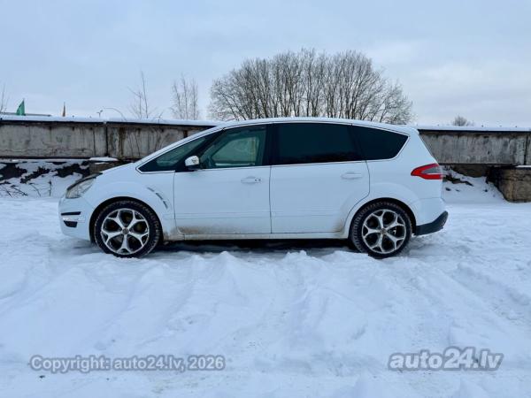 Balts Ford S-Max 2012 Viljandi, ar dzinēja tilpumu 2.00 L un nobraukumu 319 tūkst. km par 4900 €, foto 2 vietnē AUTOMOTO.COM.LV