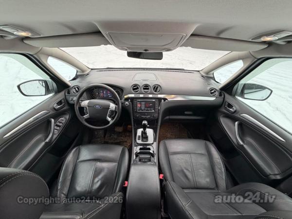 Balts Ford S-Max 2012 Viljandi, ar dzinēja tilpumu 2.00 L un nobraukumu 319 tūkst. km par 4900 €, foto 5 vietnē AUTOMOTO.COM.LV