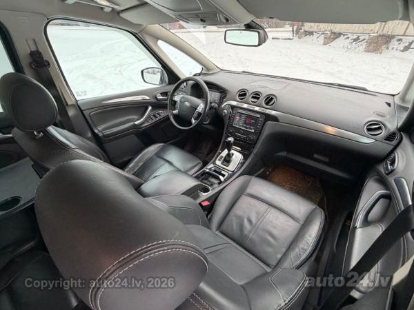 Balts Ford S-Max 2012 Viljandi, ar dzinēja tilpumu 2.00 L un nobraukumu 319 tūkst. km par 4900 €, foto 10 vietnē AUTOMOTO.COM.LV
