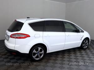 White Ford S-Max 2012 in Tallinn, with an engine capacity of 2.00 L and mileage of 312 thousand km for 2799 €, photo 4 on AUTOMOTO.COM.LV