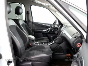 White Ford S-Max 2012 in Tallinn, with an engine capacity of 2.00 L and mileage of 312 thousand km for 2799 €, photo 7 on AUTOMOTO.COM.LV