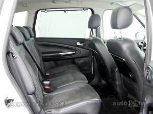 White Ford S-Max 2012 in Tallinn, with an engine capacity of 2.00 L and mileage of 312 thousand km for 2799 €, photo 8 on AUTOMOTO.COM.LV