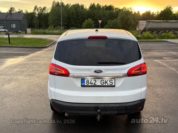 White Ford S-Max 2014 in Rapla, with an engine capacity of 2.00 L and mileage of 471 thousand km for 4500 €, photo 6 on AUTOMOTO.COM.LV