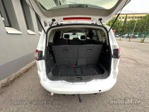 Balts Ford S-Max 2014 Tallina, ar dzinēja tilpumu 2.00 L un nobraukumu 278 tūkst. km par 2999 €, foto 9 vietnē AUTOMOTO.COM.LV
