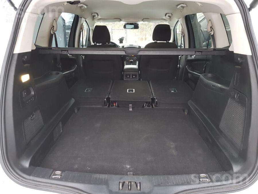 White Ford S-Max 2015 in Riga, with an engine capacity of 2.00 L and mileage of 470 thousand km for 4500 €, photo 10 on AUTOMOTO.COM.LV