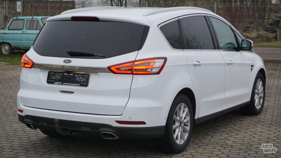 Balts Ford S-Max 2016 Kvietiniai, ar dzinēja tilpumu 2.00 L un nobraukumu 194 tūkst. km par 8800 €, foto 4 vietnē AUTOMOTO.COM.LV