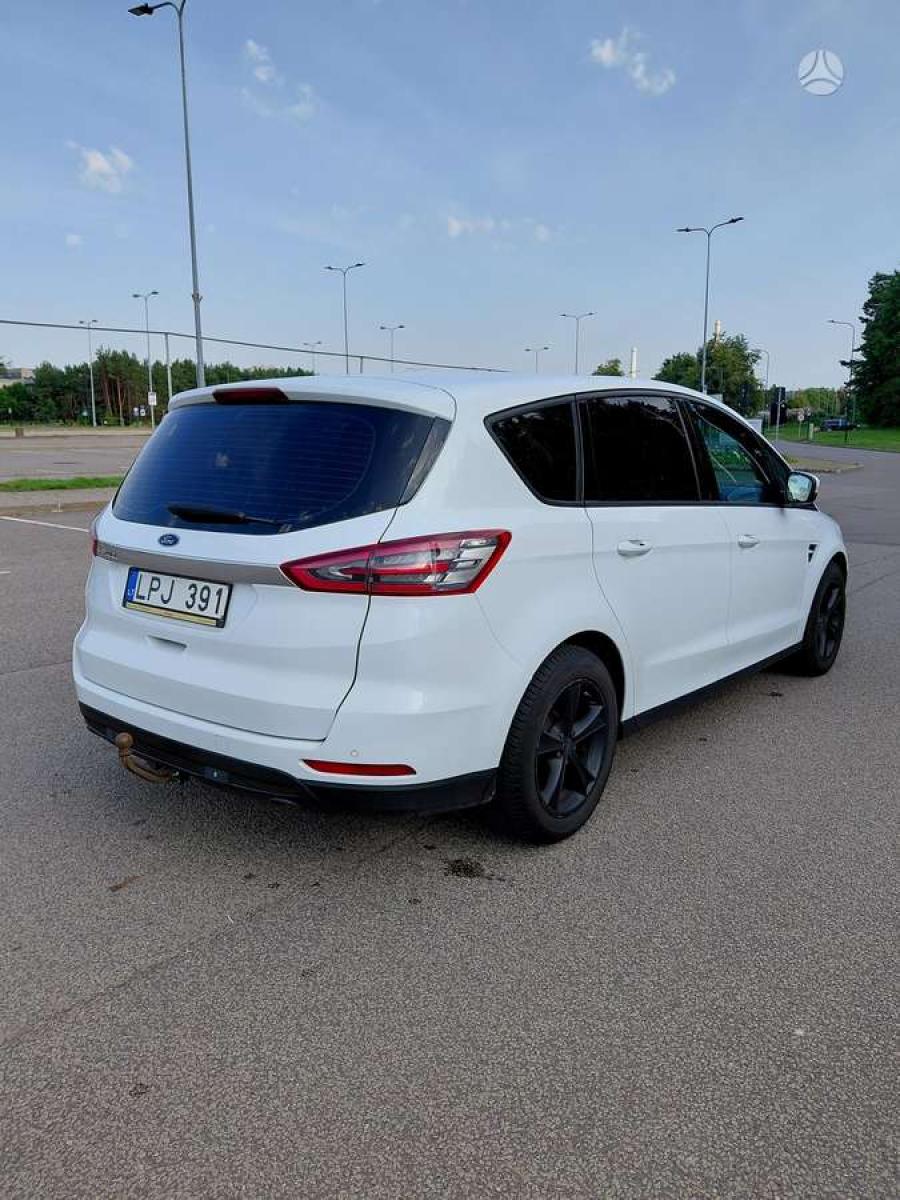 Белый Форд С-Макс 2016 в Вильнюс, объемом двигателя 2.00 л и пробегом 320 тыс. км за 6300 €, фото 6 на AUTOMOTO.COM.LV