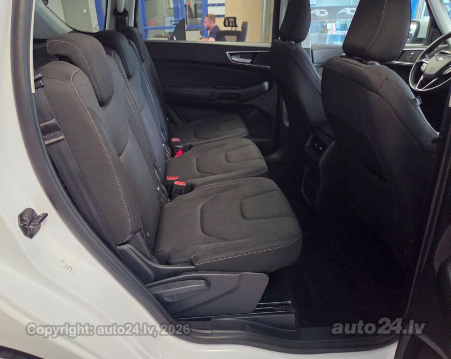 White Ford S-Max 2018 in Tartu, with an engine capacity of 2.00 L and mileage of 247 thousand km for 11490 €, photo 12 on AUTOMOTO.COM.LV