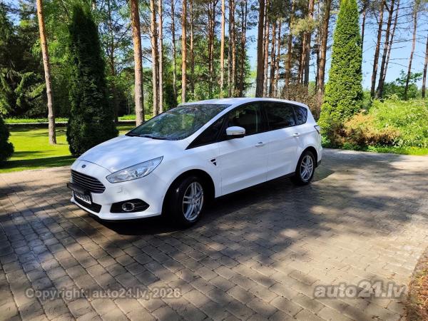 Белый Форд С-Макс 2018 в Тарту, объемом двигателя 2.00 л и пробегом 283 тыс. км за 9500 €, фото 1 на AUTOMOTO.COM.LV
