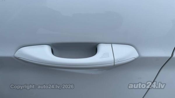 Balts Ford S-Max 2020 Pērnava, ar dzinēja tilpumu 2.00 L un nobraukumu 174 tūkst. km par 15999 €, foto 10 vietnē AUTOMOTO.COM.LV