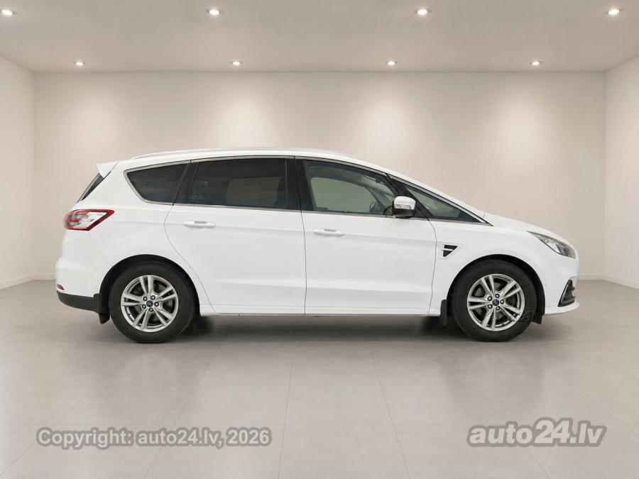 Balts Ford S-Max 2020 Tallina, ar dzinēja tilpumu 2.00 L un nobraukumu 176 tūkst. km par 16500 €, foto 3 vietnē AUTOMOTO.COM.LV