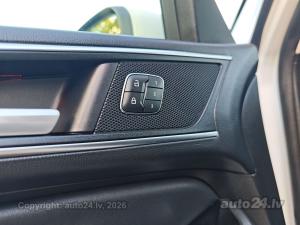 Balts Ford S-Max 2020 Tallina, ar dzinēja tilpumu 2.00 L un nobraukumu 176 tūkst. km par 16500 €, foto 14 vietnē AUTOMOTO.COM.LV