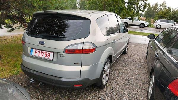 Yellow Ford S-Max 2010 in Mazeikiai, with an engine capacity of 2.00 L and mileage of 238 thousand km for 3950 €, photo 5 on AUTOMOTO.COM.LV