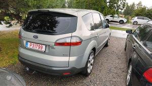 Yellow Ford S-Max 2010 in Mazeikiai, with an engine capacity of 2.00 L and mileage of 238 thousand km for 3950 €, photo 5 on AUTOMOTO.COM.LV