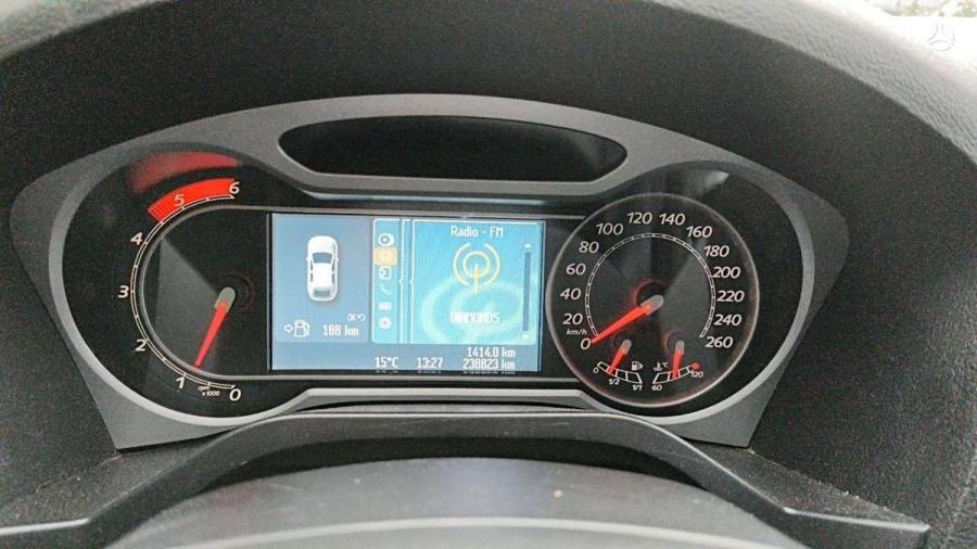 Yellow Ford S-Max 2010 in Mazeikiai, with an engine capacity of 2.00 L and mileage of 238 thousand km for 3950 €, photo 9 on AUTOMOTO.COM.LV